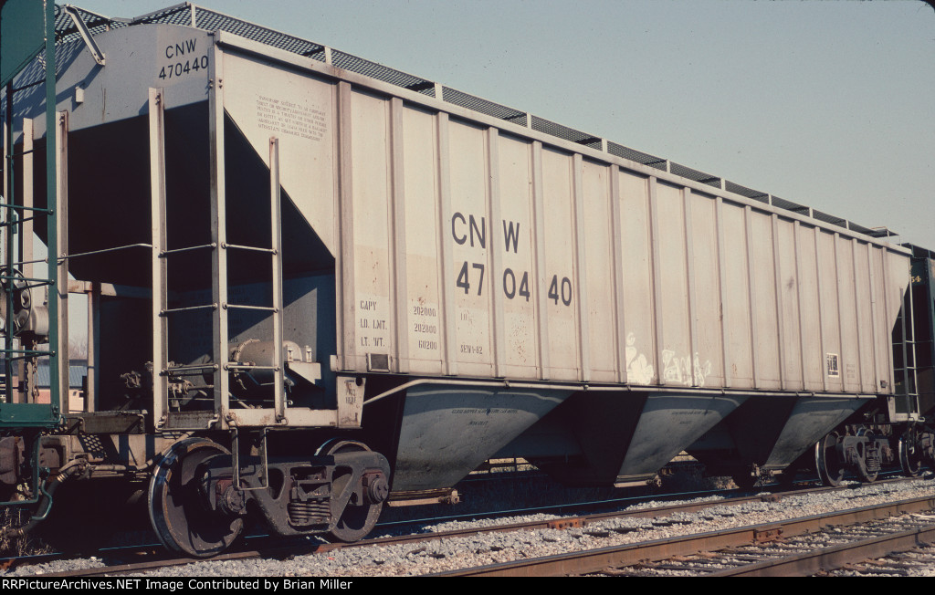 CNW 470440